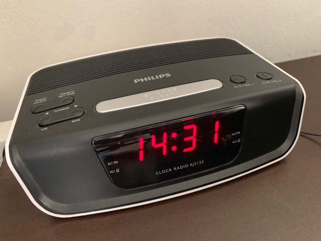 Philips digital tuning clock radio, Audio, Portable Music Players on ...