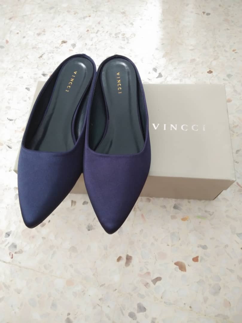 Vincci, Women's Fashion, Footwear, Heels on Carousell