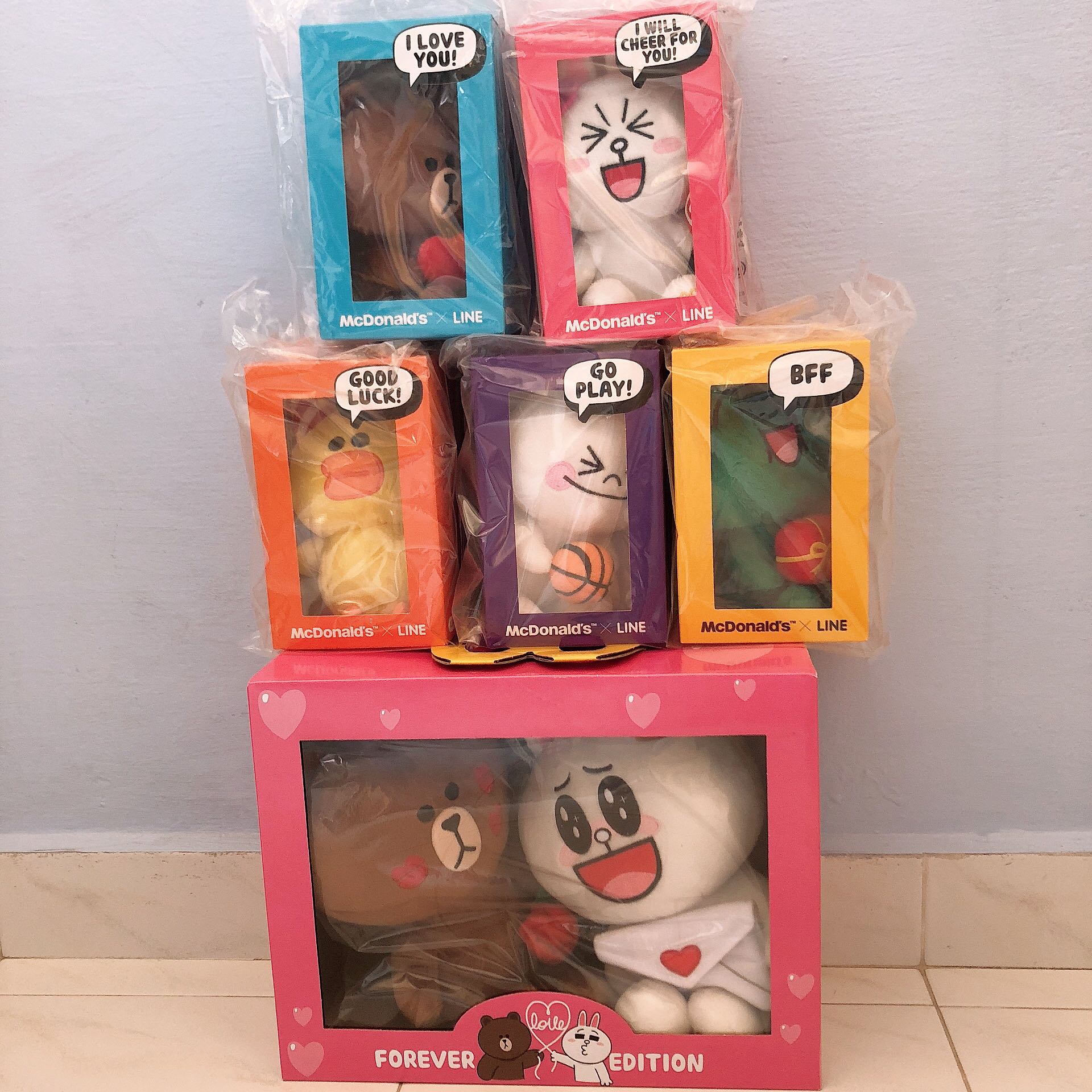 Brown, Cony, Sally, Moon, Leonard and Line Couple, Hobbies & Toys, Toys ...