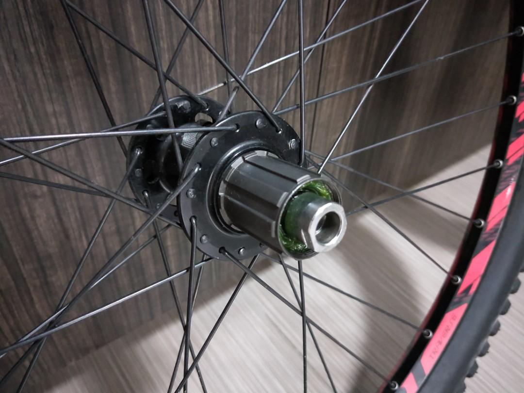 Roval Traverse 26er With Tyres, Sports Equipment, Bicycles & Parts ...