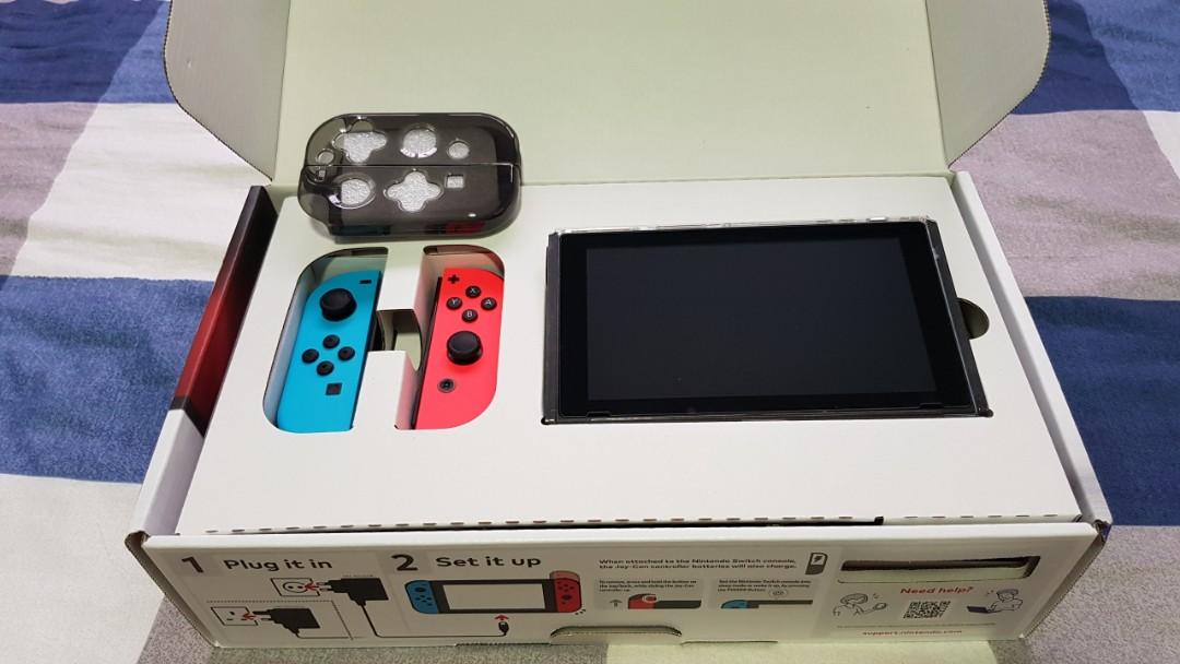VERY NEW 1 Month Old Nintendo Switch with Genuine Receipt Attached ...