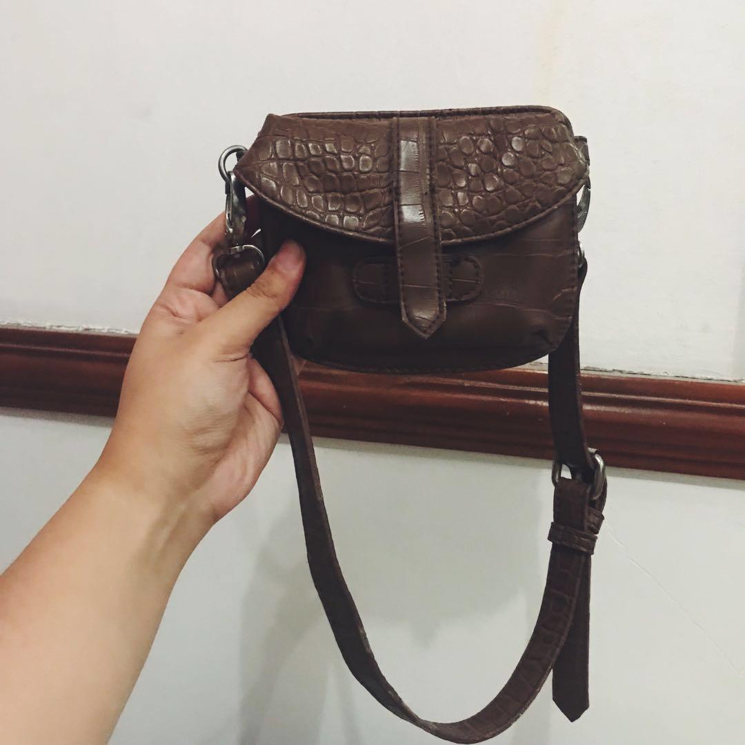 Vintage Belt Bag (From Patrice Breal Collection), Women's Fashion, Bags ...