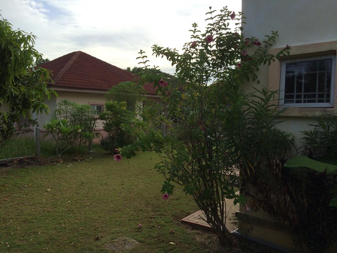1 1/2 Storey Bungalow House Pantai Sepang Putra Sg Pelek, Property, For ...