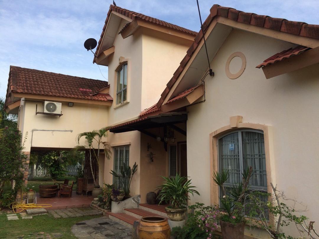 1 1/2 Storey Bungalow House Pantai Sepang Putra Sg Pelek, Property, For ...