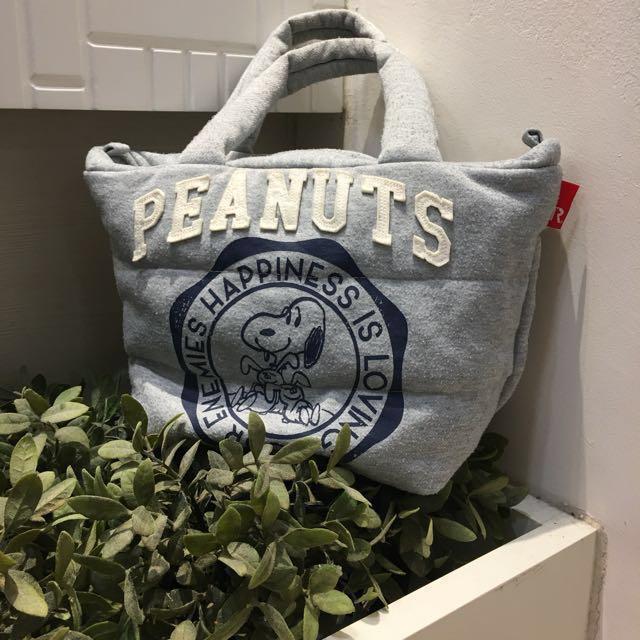 AUTHENTIC Rootote Snoopy Japan Limited Edition Handbag, Women's Fashion ...