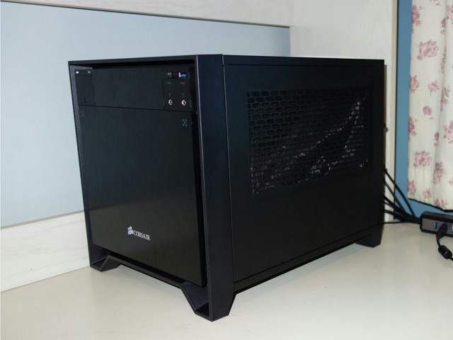 Corsair 250D ITX Shoebox Mini ITX Computer Gaming Case, Computers ...