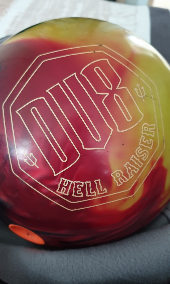 DV8 Hell Raiser bowling ball 15 lbs, Sports Equipment, Sports & Games ...