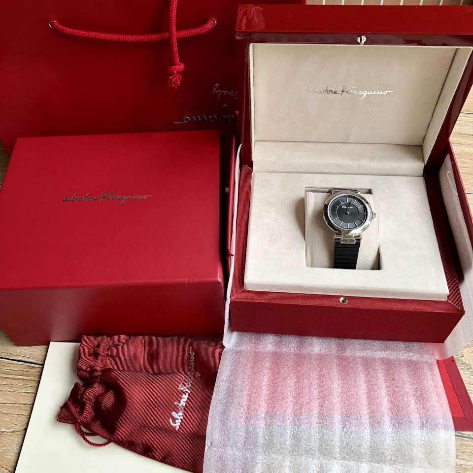 Ferragamo watch, Women's Fashion, Watches & Accessories, Watches on ...