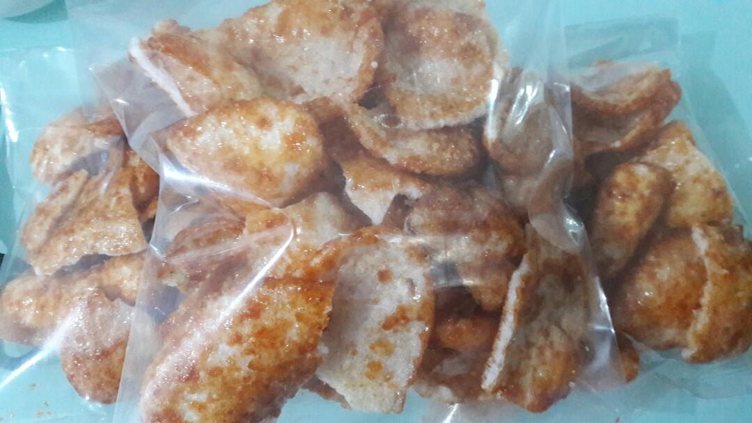 Krupuk Udang Pedas Manis, Makanan & Minuman, Snek di Carousell