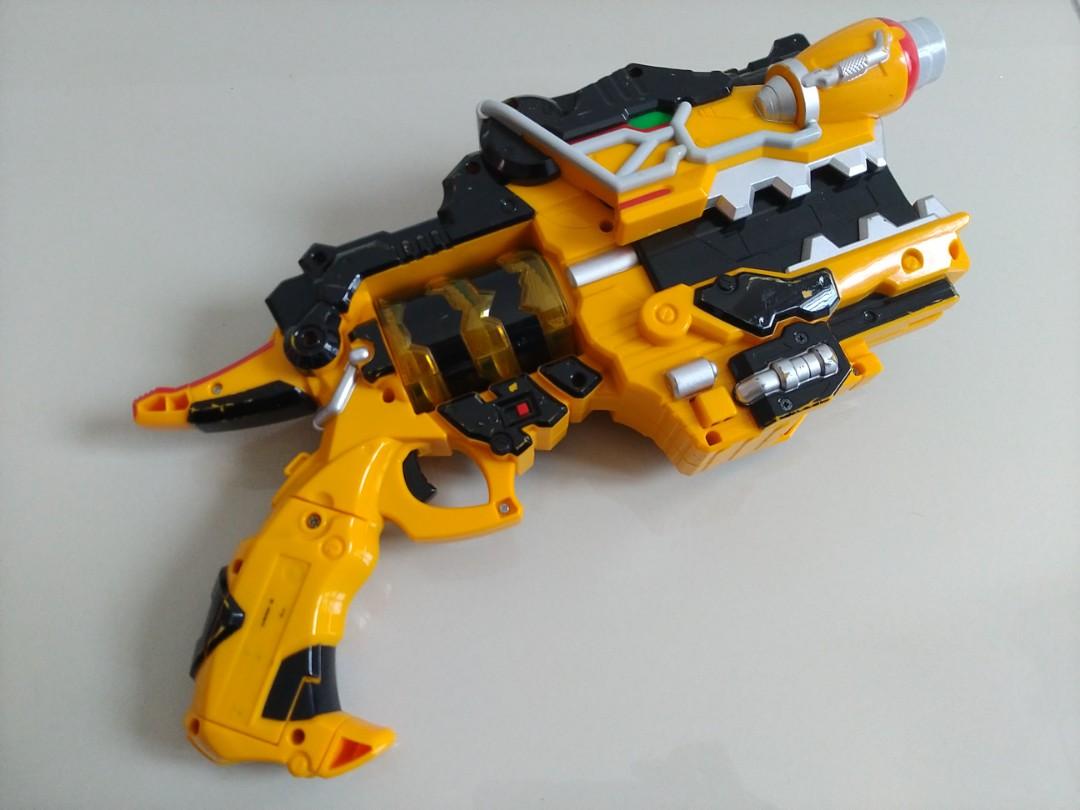 Kyouryujya Henshin Gun Gab Revolver, Hobbies & Toys, Toys & Games on ...