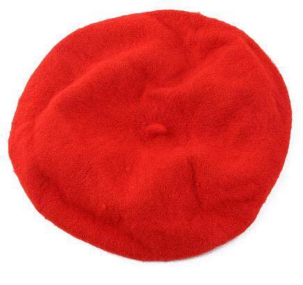 Topi Baret / Topi Beret, Olshop Fashion, Olshop Wanita di Carousell