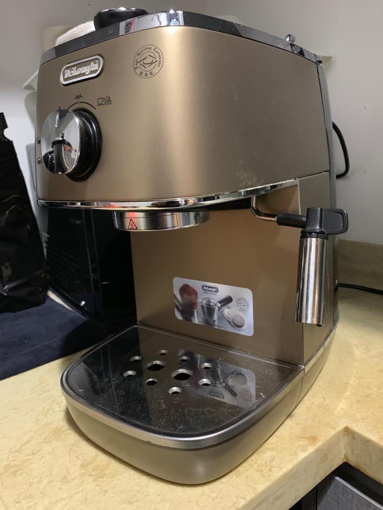 Delonghi Distinta Espresso Machine, TV & Home Appliances, Kitchen ...
