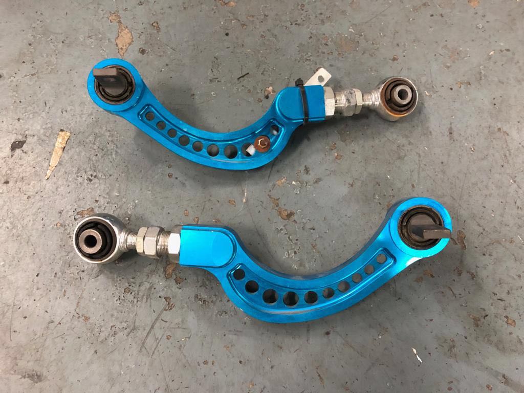 Honda Civic FD Rear Camber Kit, Car Accessories, Accessories on Carousell