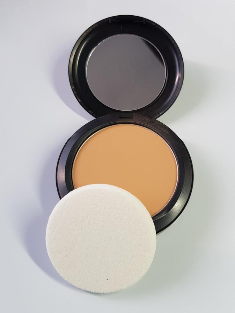 MAC Cosmetics Studio Fix Powder Plus Foundation NC43, Beauty & Personal ...