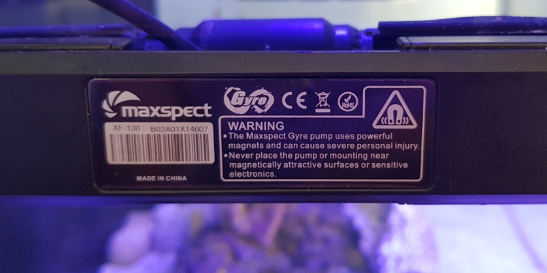 Maxspect gyre XF130 with XF230 Controller, Pet Supplies, Homes & Other ...