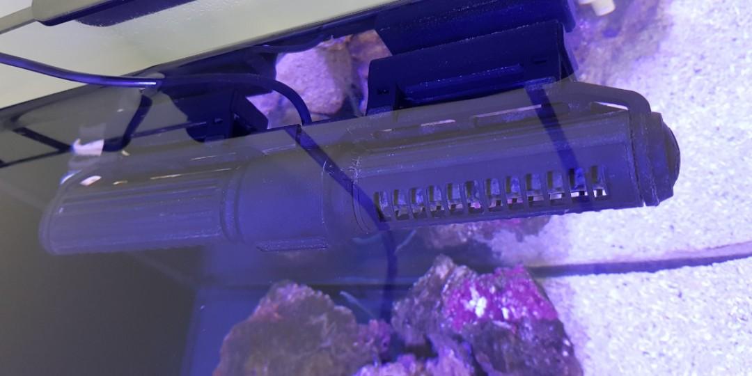 Maxspect gyre XF130 with XF230 Controller, Pet Supplies, Homes & Other ...