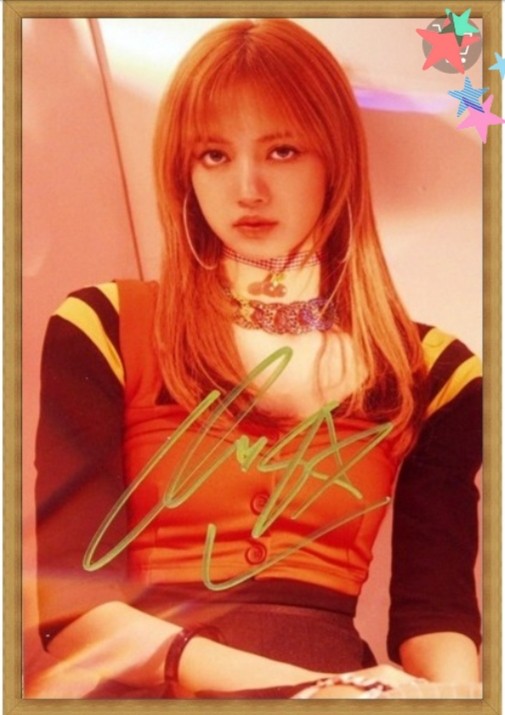 (PO)Blackpink Lisa hand signed photocard, Bulletin Board, Preorders on ...