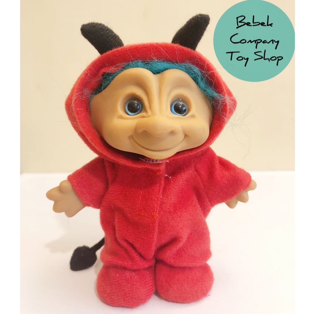 1980 VTG Troll Doll Gem trolls 惡魔 紅魔鬼 醜娃 巨魔娃娃 幸運小子 寶石系列 藍綠頭髮, 書籍、休閒與玩具 ...