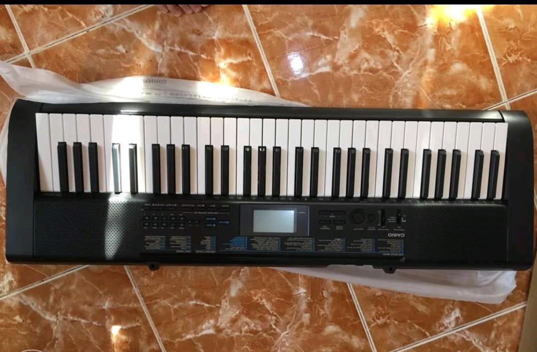 Casio CTK 1200 Keyboard, Hobbies & Toys, Music & Media, Musical ...