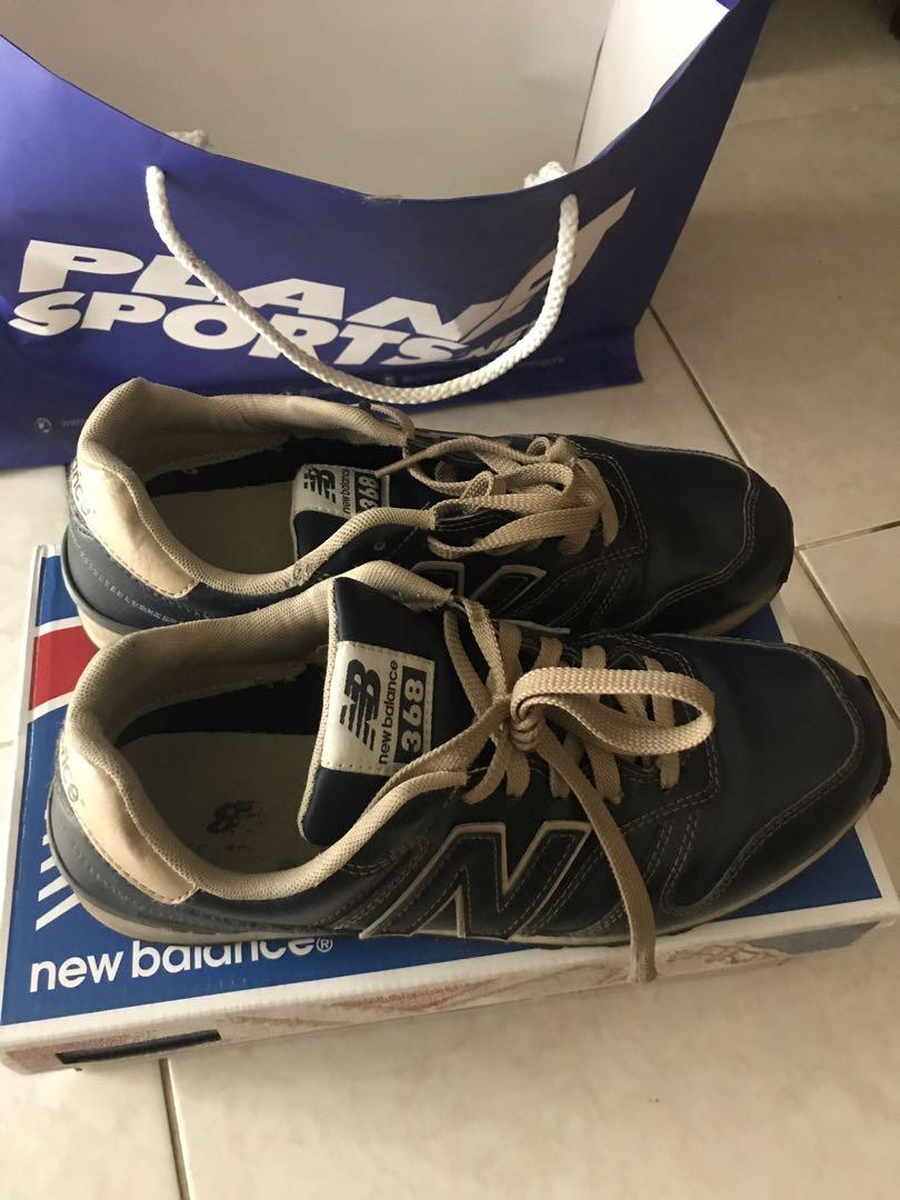 New balance 368, Fesyen Pria, Sepatu , Sneakers di Carousell