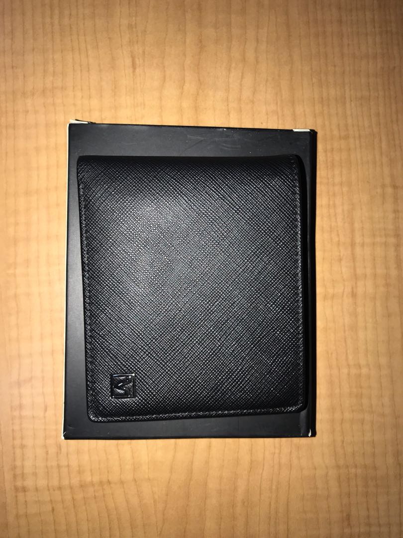 Valentino Rudy Bi-fold Wallet, Men's Fashion, Watches & Accessories ...