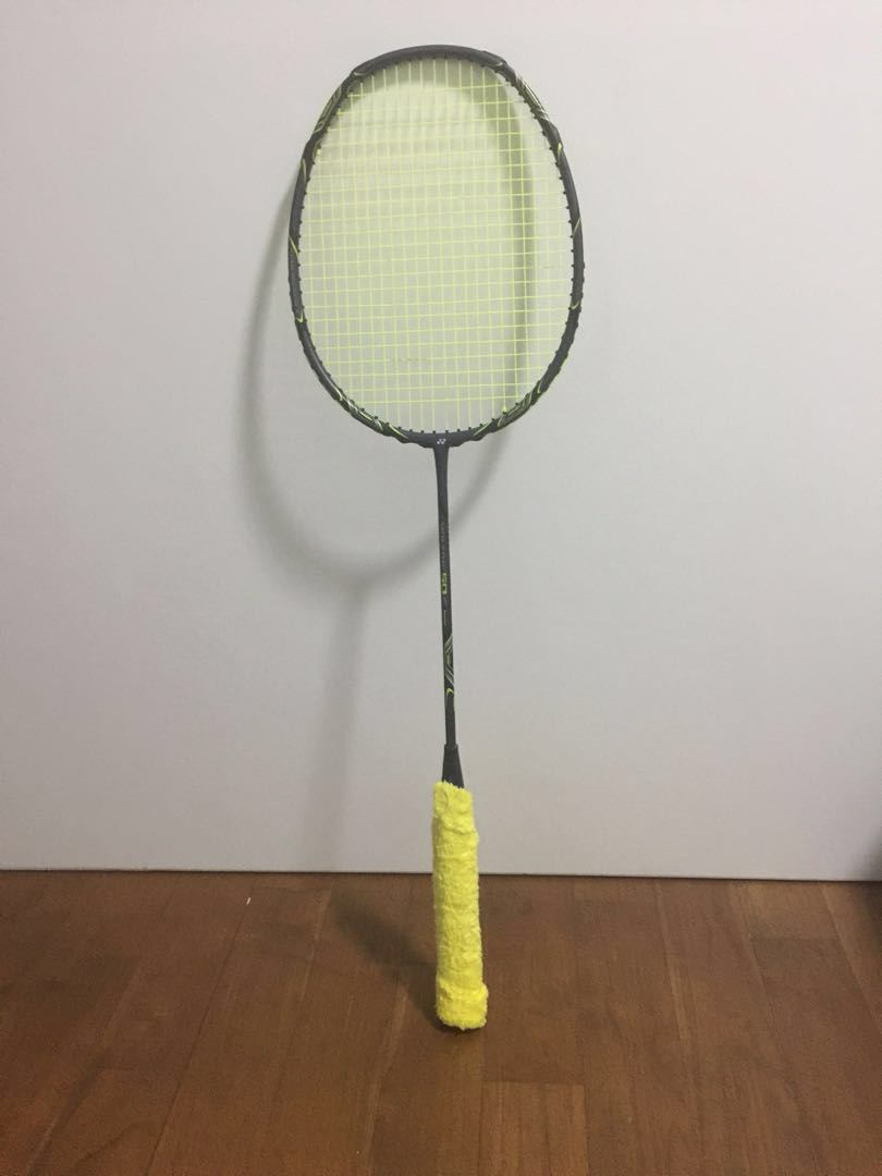 Yonex voltric 50 etune, Sports Equipment, Sports & Games, Racket & Ball ...