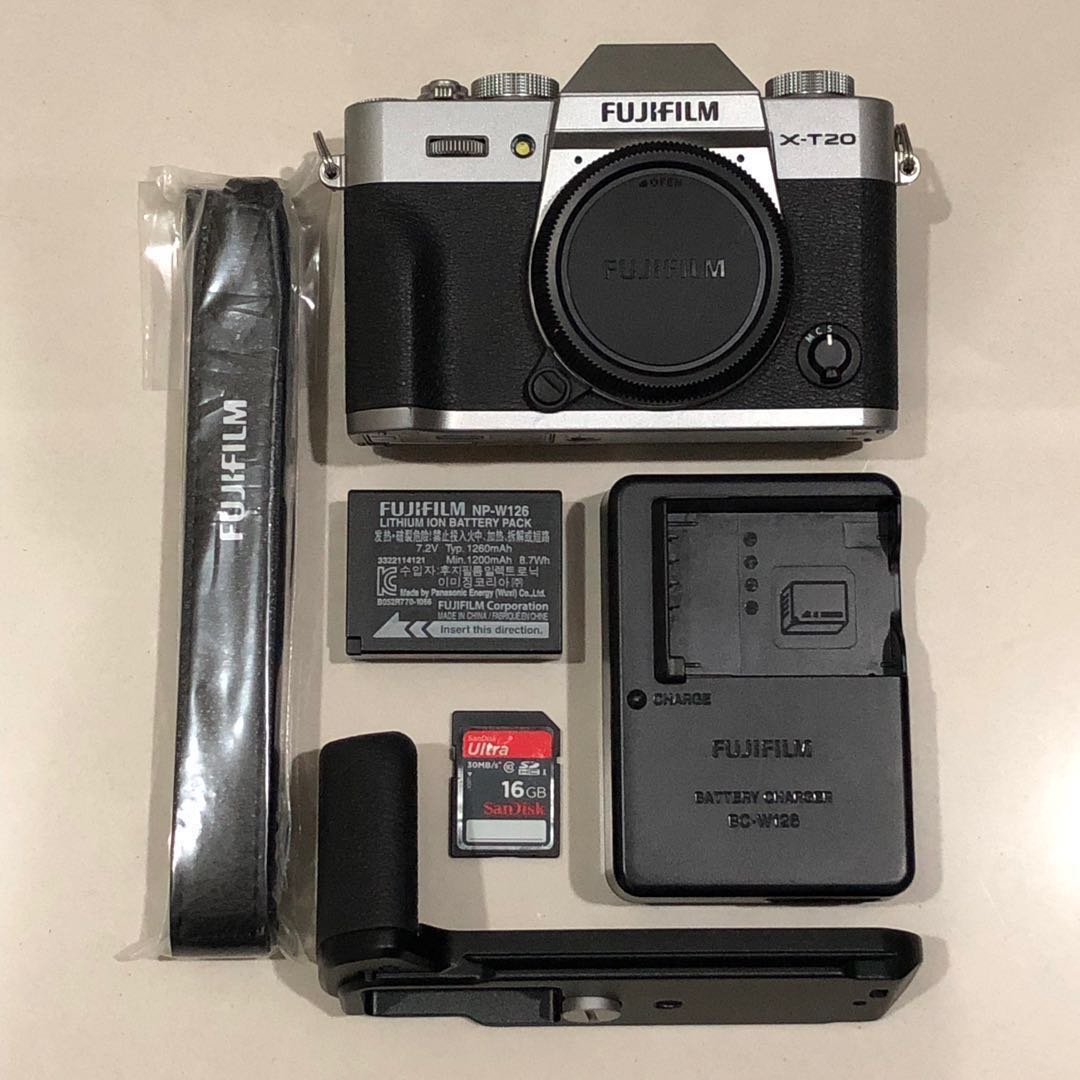 Fujifilm X-T20 Silver Body + Metal Hand Grip, Photography, Cameras ...