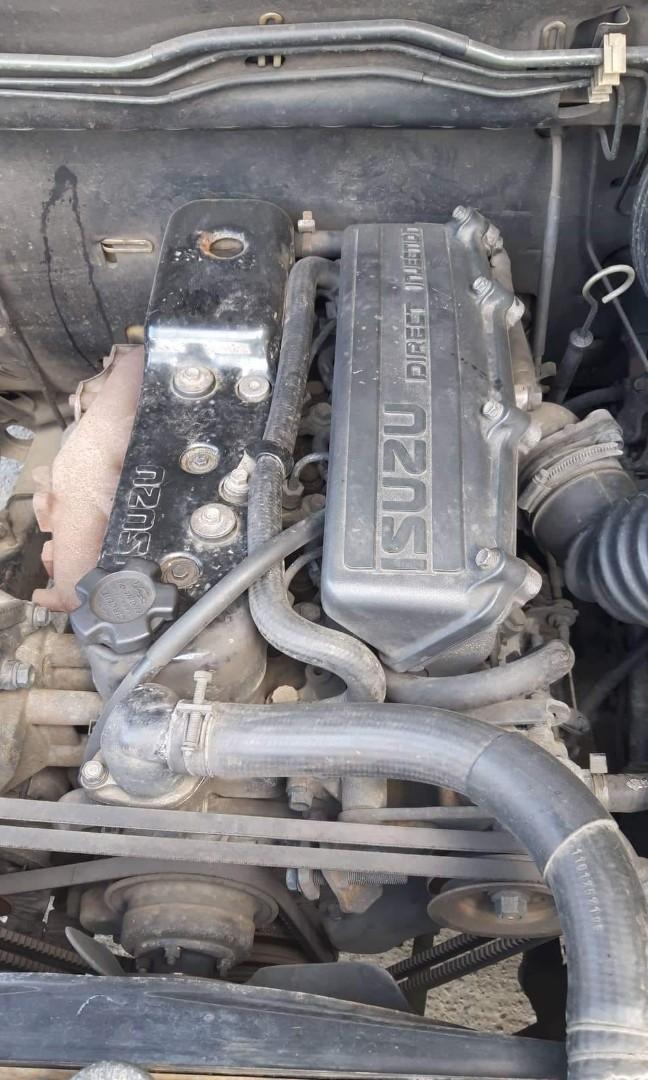 Isuzu Crosswind SUVI 2003, Cars for Sale on Carousell