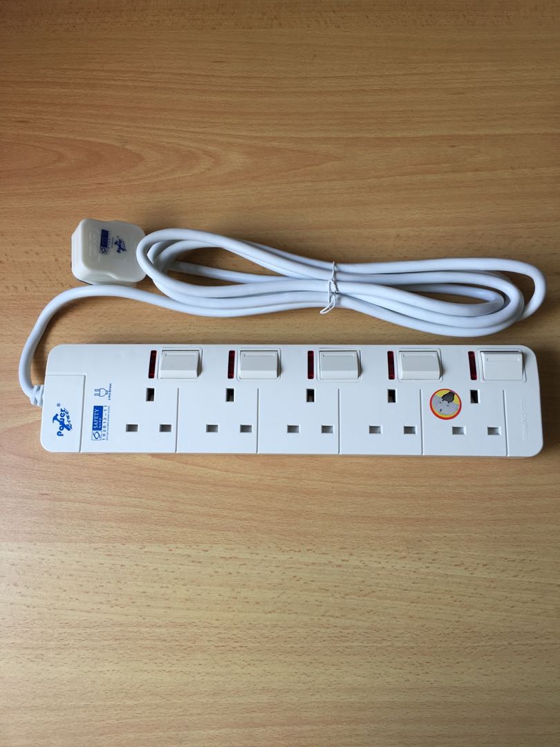 Portable Switched Socket, TV & Home Appliances, Electrical, Adaptors ...