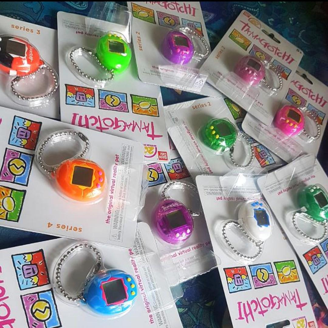 Tamagotchi ( Bandai Original ), Hobbies & Toys, Toys & Games on Carousell