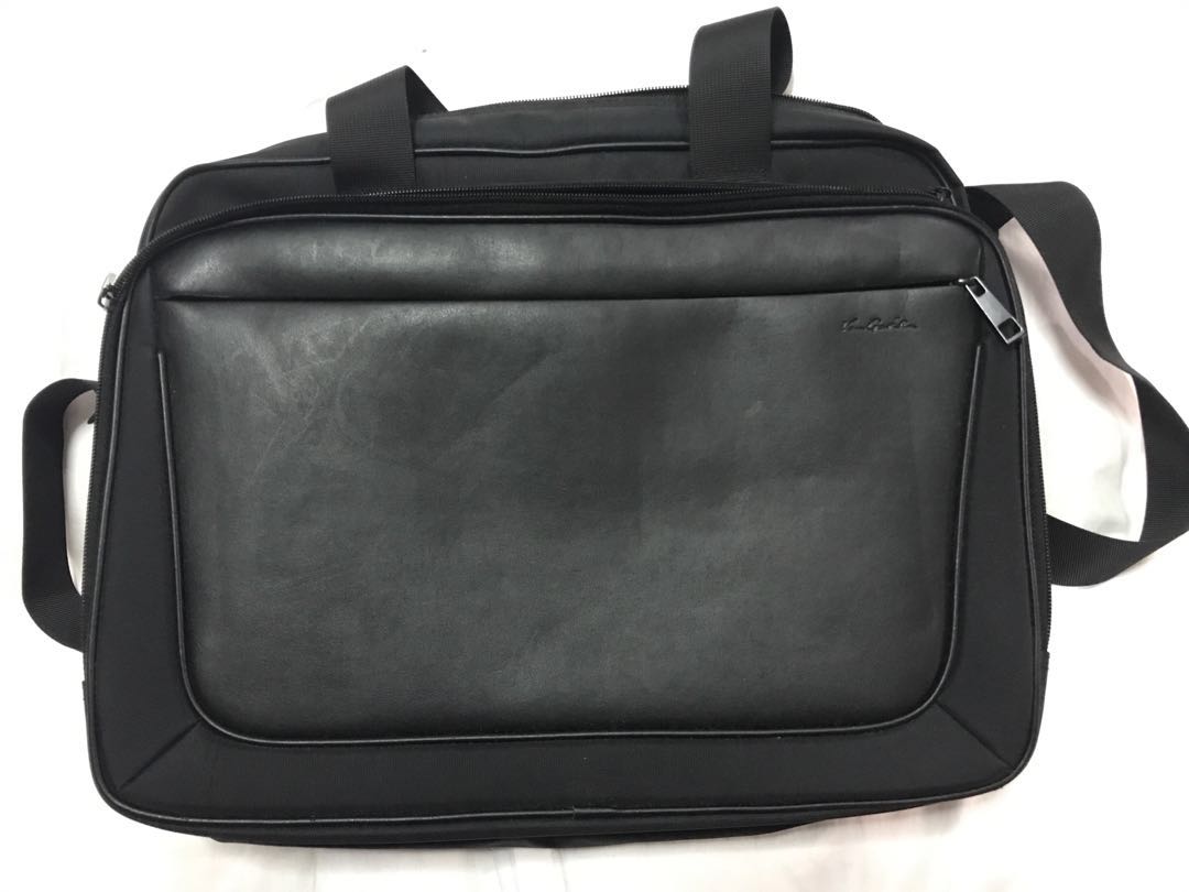 Van Garie Messenger Laptop Bag, Men's Fashion, Bags, Briefcases on ...