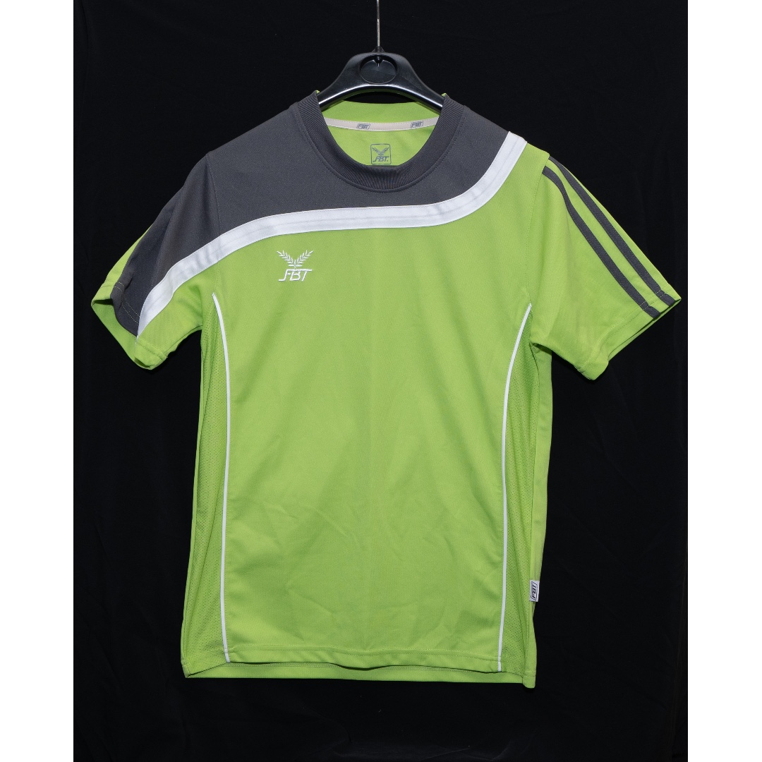 FBT sports shirt, Women's Fashion, Tops, Shirts on Carousell