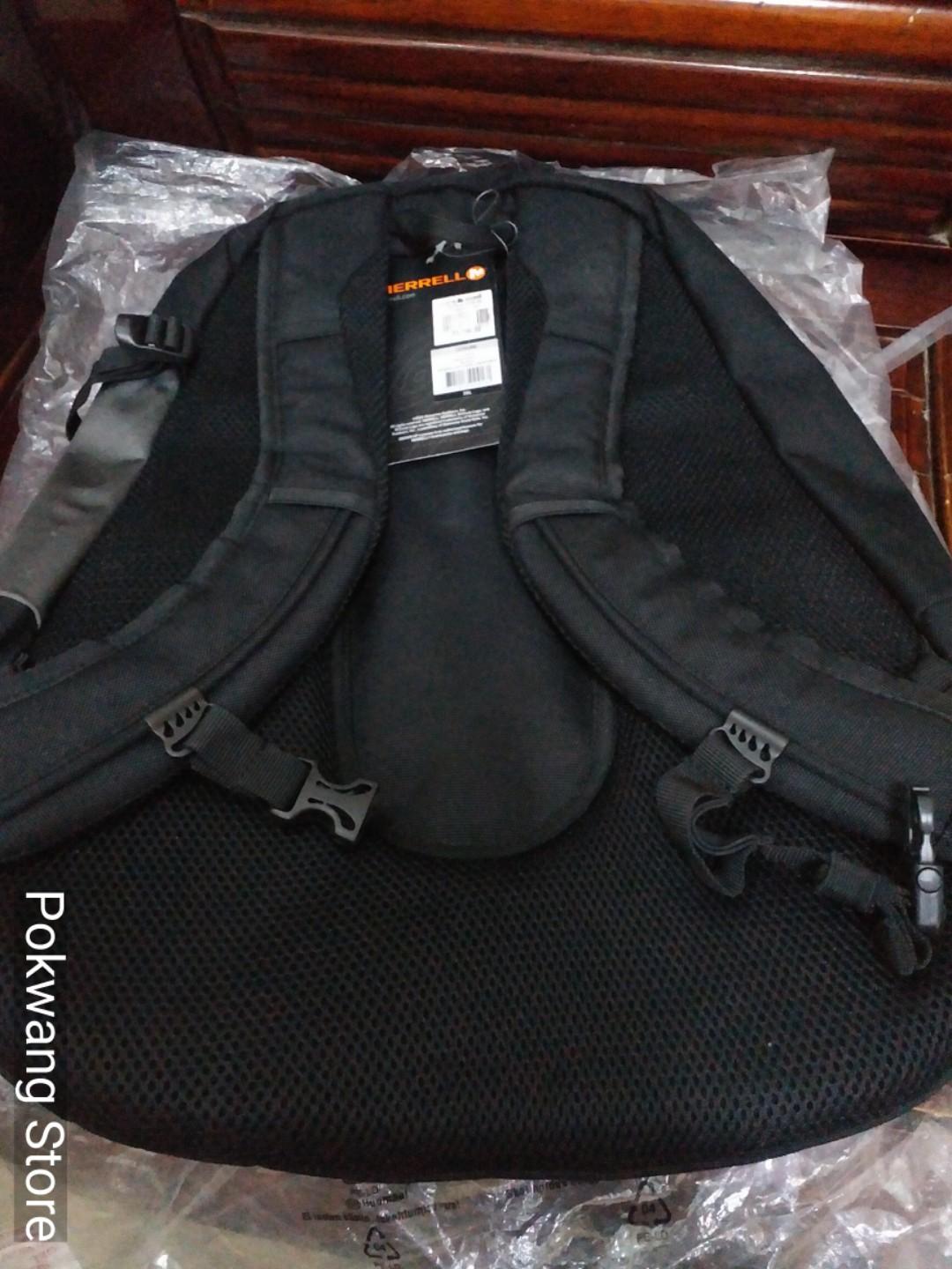 Merrell Backpack Bag Cowen With shoe compartment, Men's Fashion, Bags ...