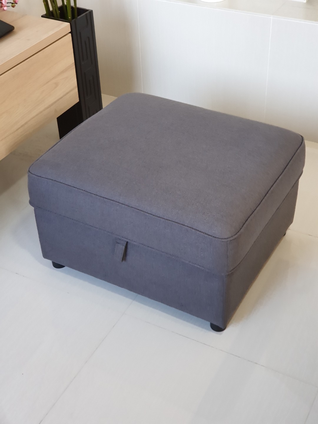 Ottoman (sofa), Furniture & Home Living, Furniture, Sofas on Carousell