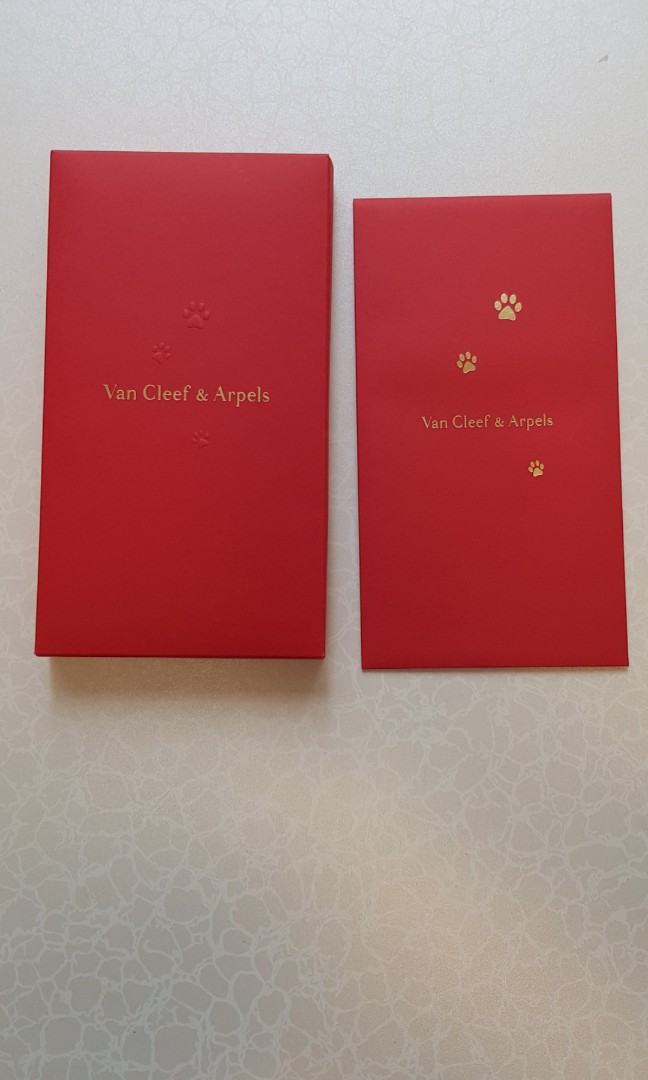 Van Cleef Red Packet, Women's Fashion, Jewelry & Organisers, Earrings ...