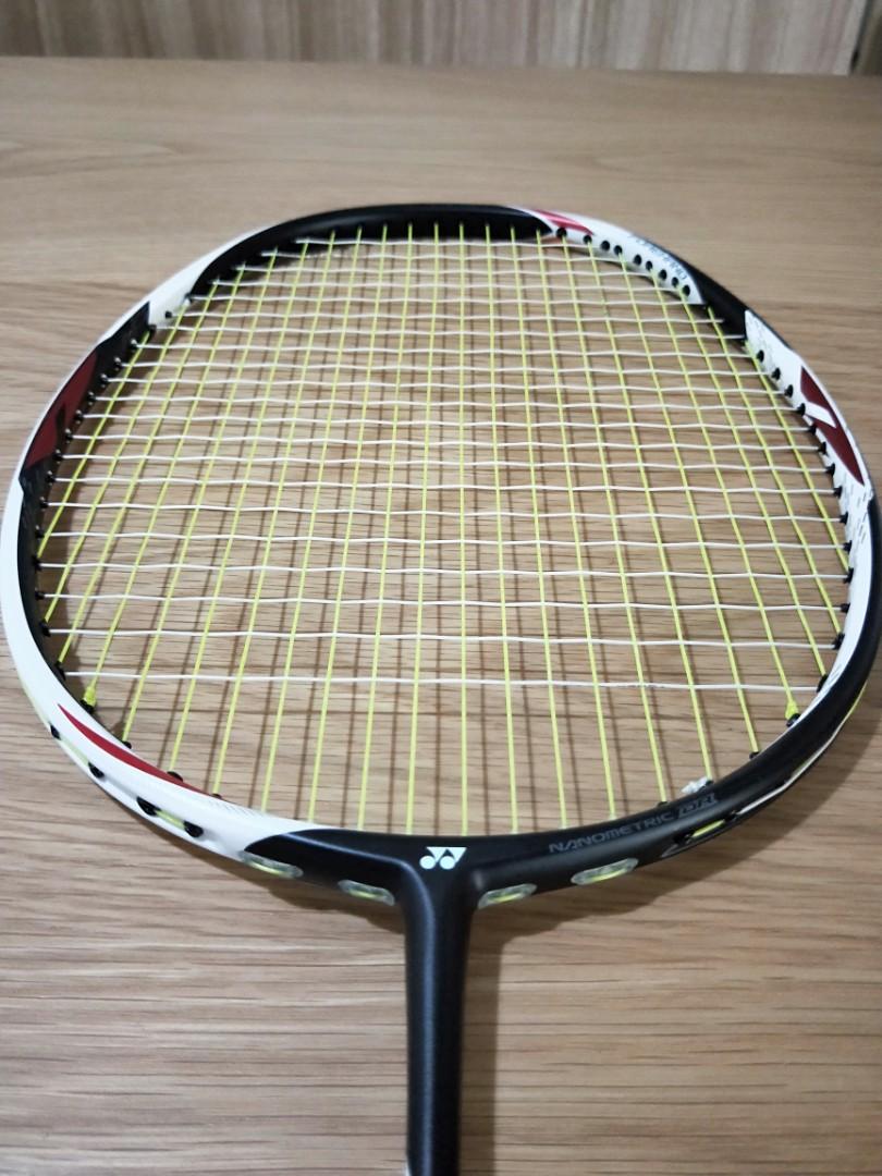 Yonex Duora Z Strike, Sports Equipment, Sports & Games, Racket & Ball ...
