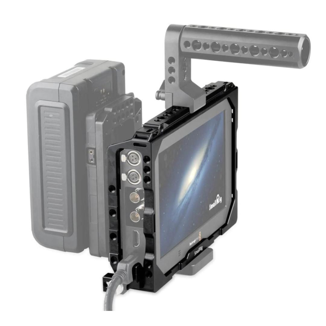 SmallRig Director Monitor Cage for Blackmagic Design Video Assist 7 ...