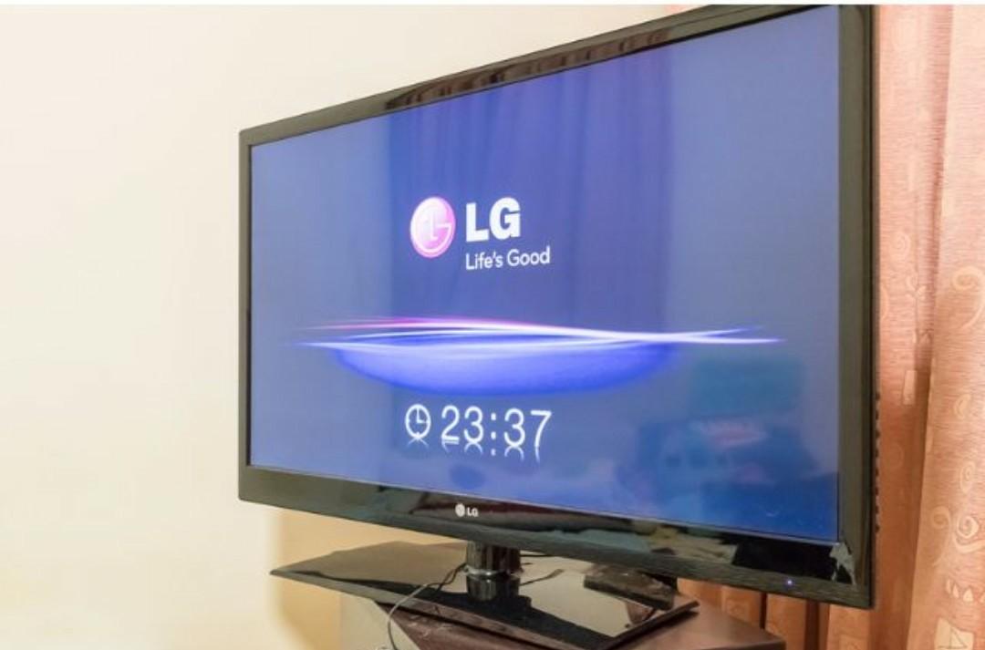 LG 42" FULL HD LED TV (42LV3300), TV & Home Appliances, TV & Entertainment, TV on Carousell