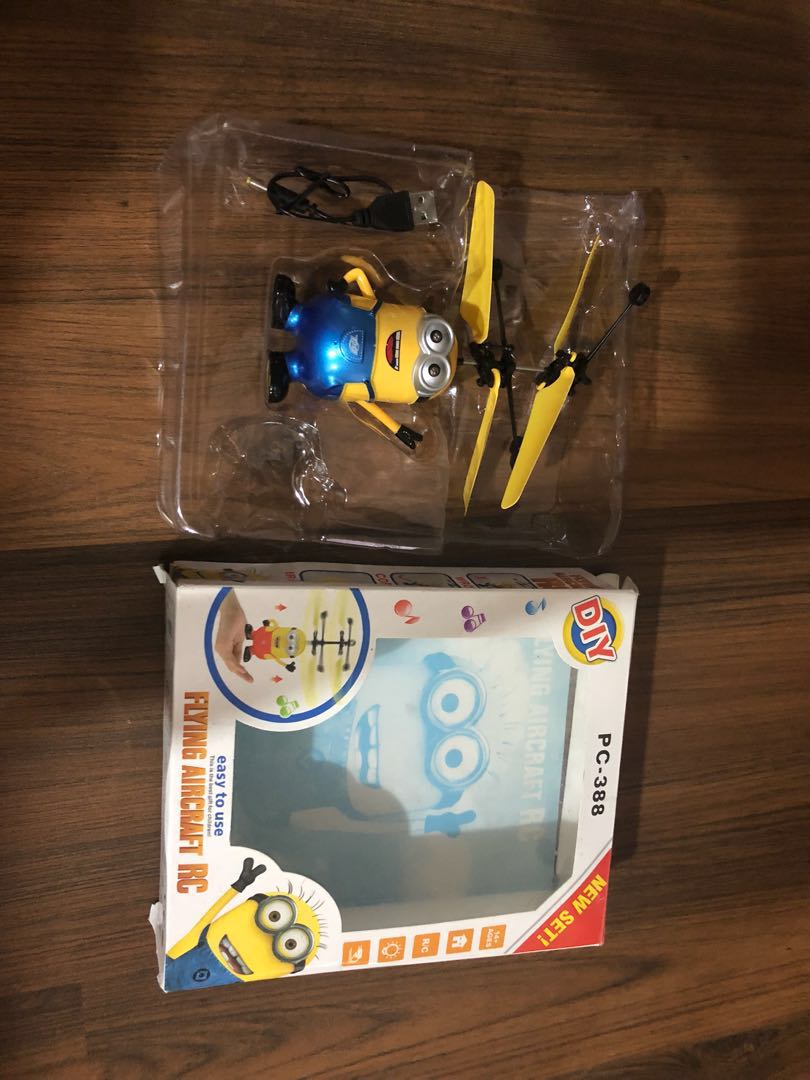 Minion Flying Aircraft RC, Hobbies & Toys, Toys & Games on Carousell