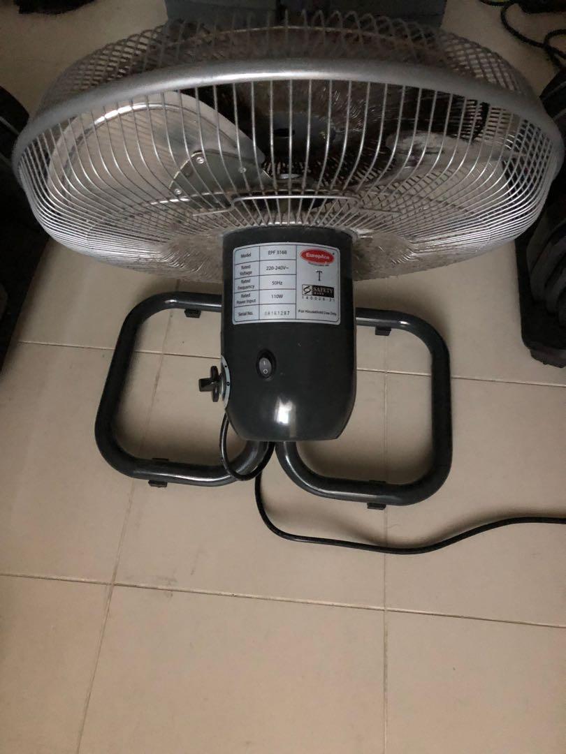 EuropAce 110W 3-speed Oscillating Floor fan, Furniture & Home Living ...