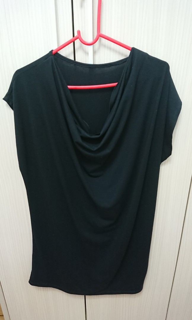 Black Top, Women's Fashion, Tops, Sleeveless on Carousell