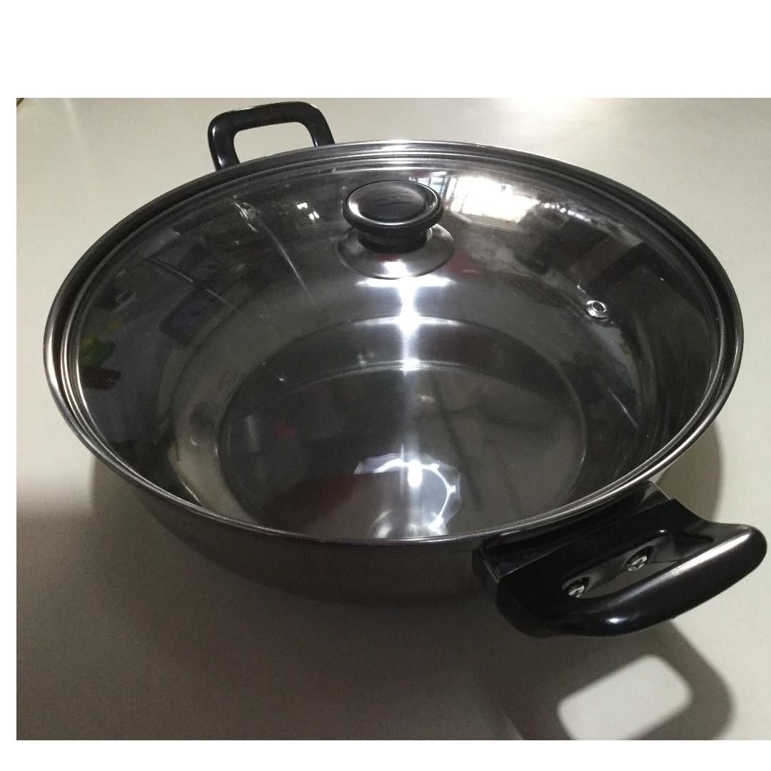 Induction capable pot, TV & Home Appliances, Kitchen Appliances ...