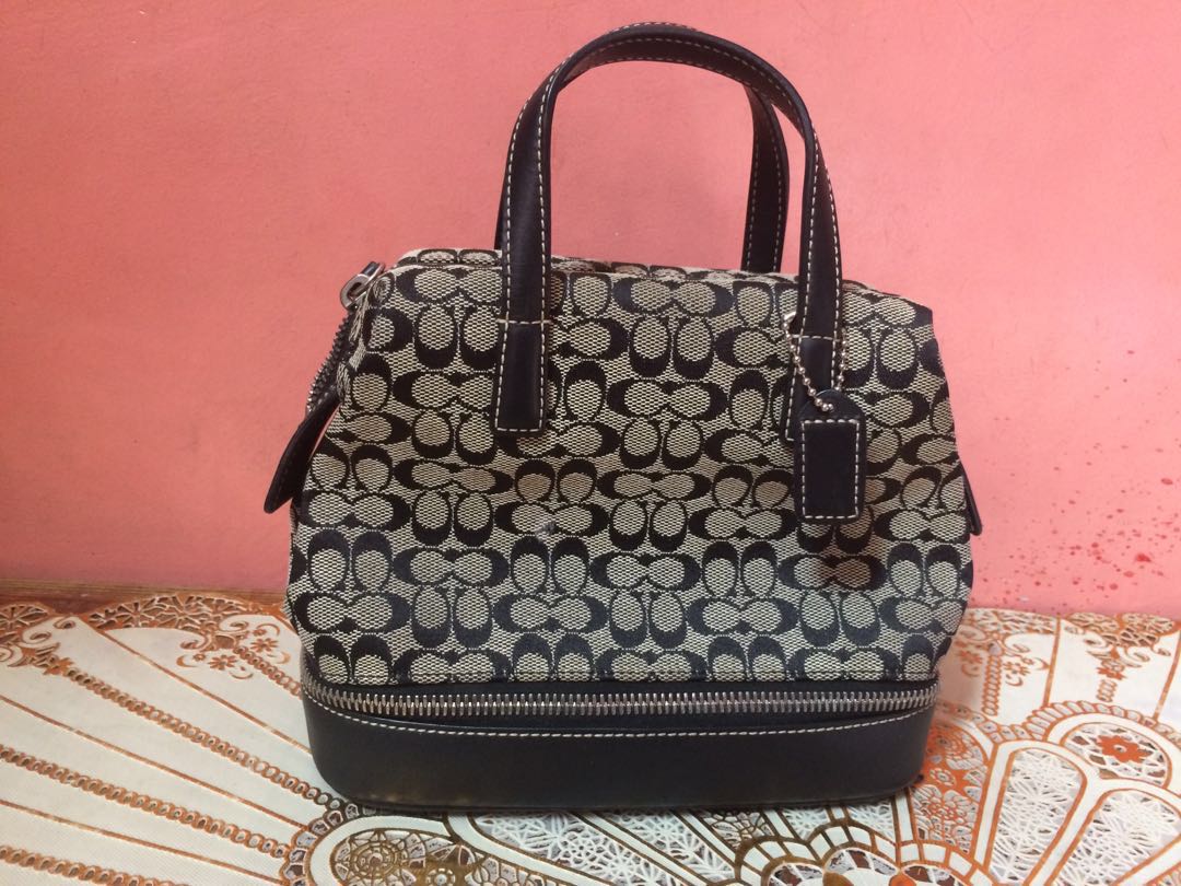 Original Coach bag, Luxury, Bags & Wallets on Carousell