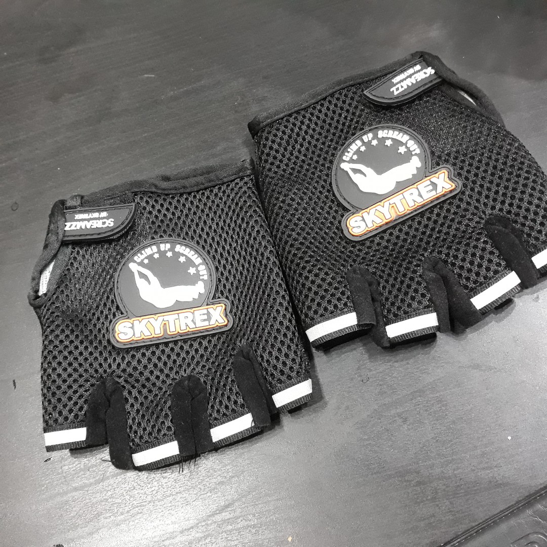 SKYTREX gloves, Sports Equipment, Sports & Games, Billiards & Bowling ...
