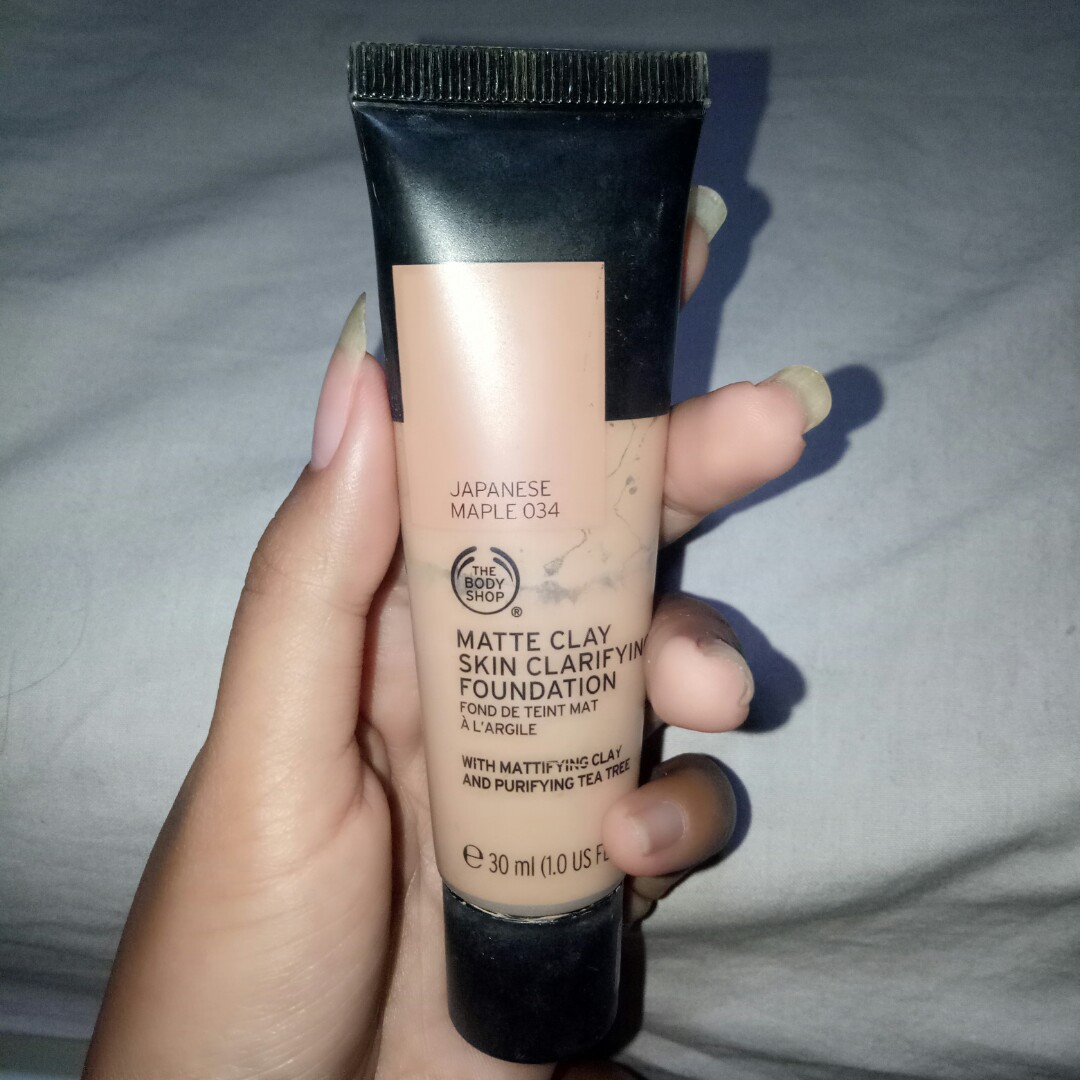 The Body Shop Foundation, Kesehatan & Kecantikan, Rias Wajah di Carousell