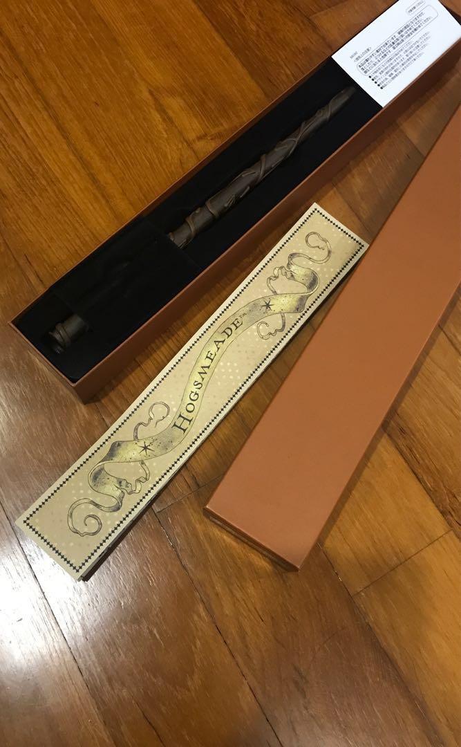 Universal studio japan wizarding world of Harry Potter hermoine magical ...