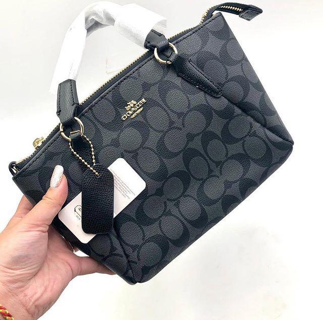 Coach Kelsey Mini WP, Fesyen Wanita, Tas & Dompet di Carousell