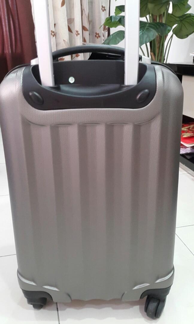 Condotti Luggage Bag 20 inch, Hobbies & Toys, Travel, Luggages on Carousell