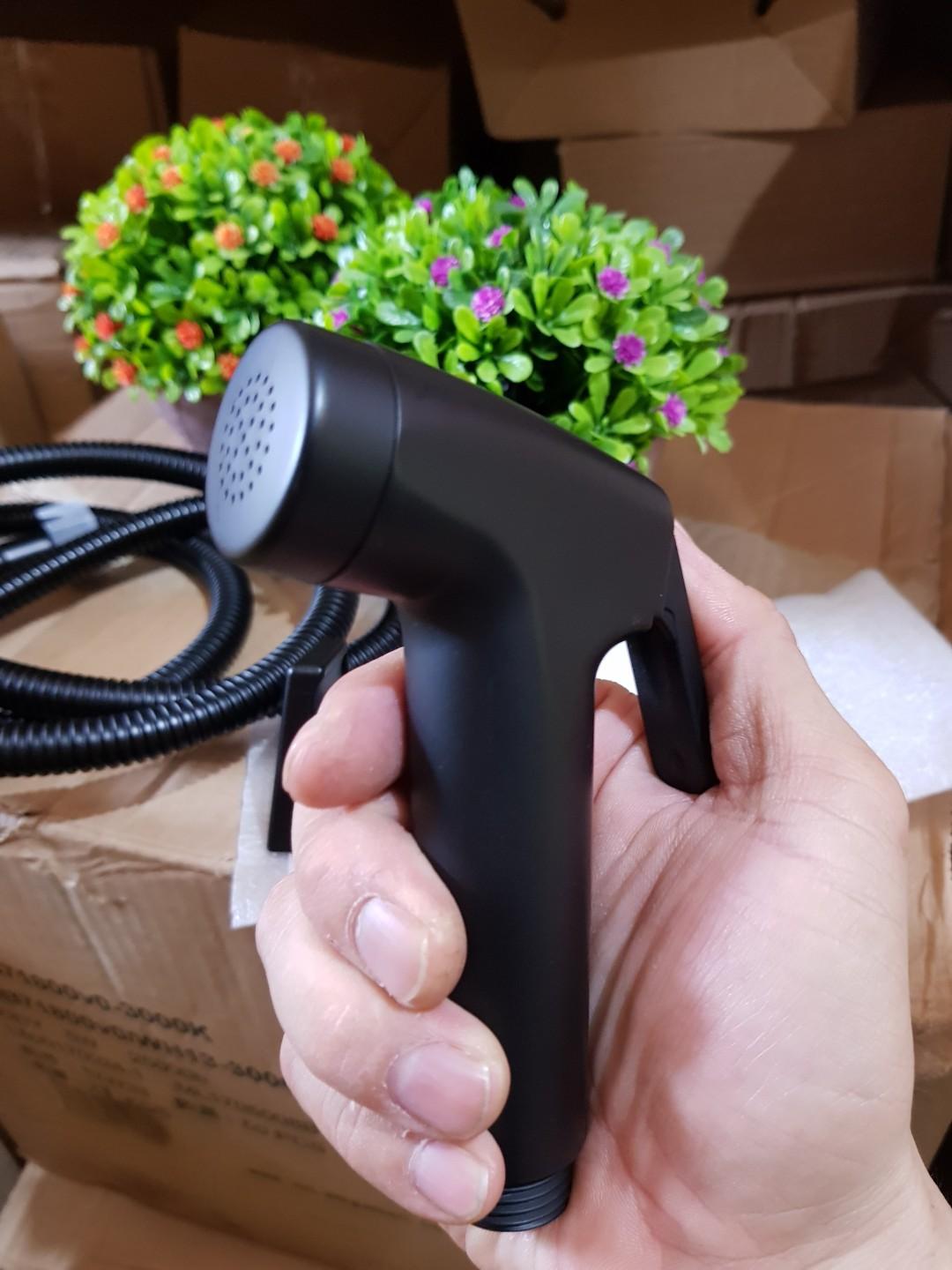 [Matt black] Bidet spray set with 1.5m flexible hose, Furniture, Others ...