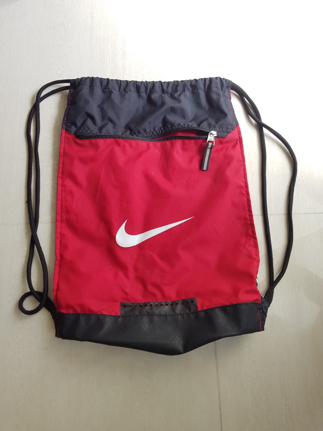Nike Drawstring Bag, Men's Fashion, Bags, Belt bags, Clutches and ...